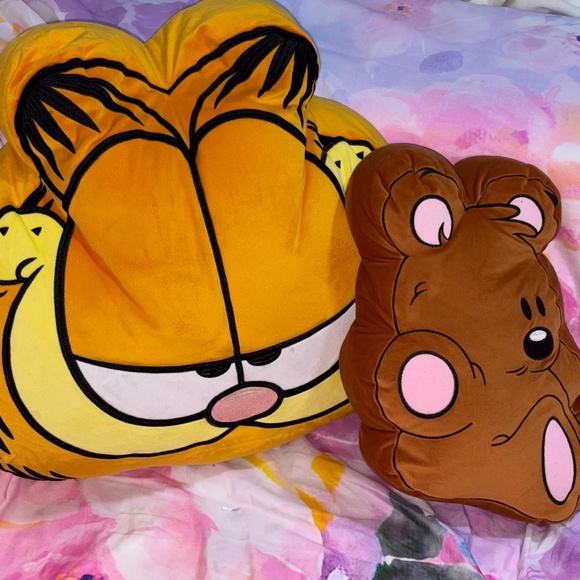 Dolls Kill | Other | Garfield Pillows | Poshmark